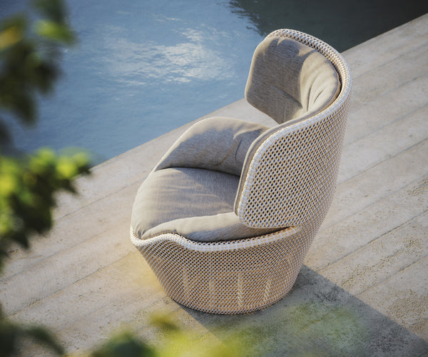 Seashell Grand Wing Chair | Dedon EcoCycle Outdoor Lounge Chair | Casa ...
