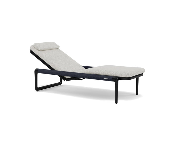 Flows Sun Lounger | Manutti | Casa Design Group