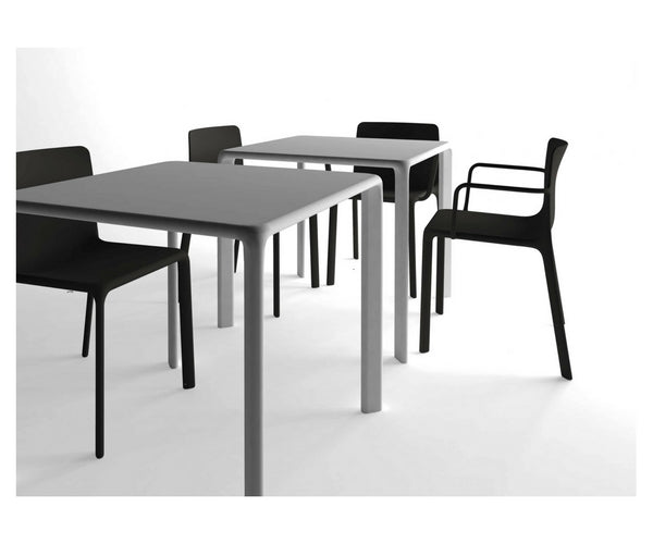 Quartz Dining Table | Vondom | Casa Design Group